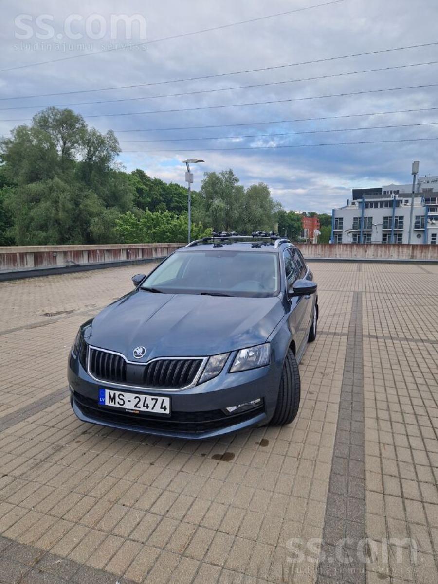 Grey Skoda Octavia 2018 in Riga, with an engine capacity of 1.60 L and mileage of 226 thousand km for 9750 €, photo 2 on AUTOMOTO.COM.LV