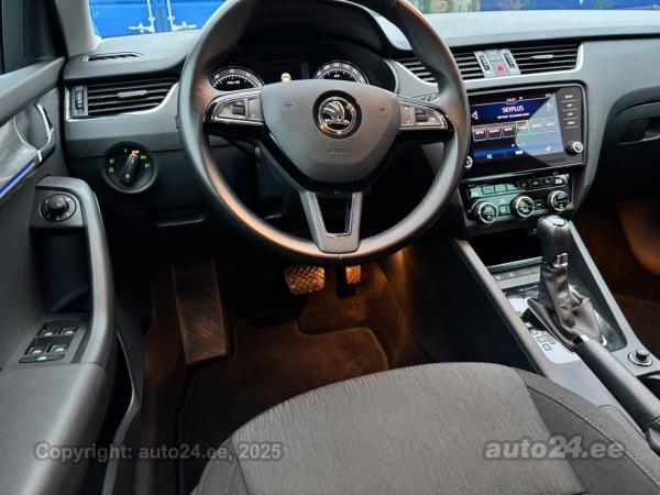 Grey Skoda Octavia 2018 in Paide, with an engine capacity of 1.00 L and mileage of 130 thousand km for 9790 €, photo 11 on AUTOMOTO.COM.LV