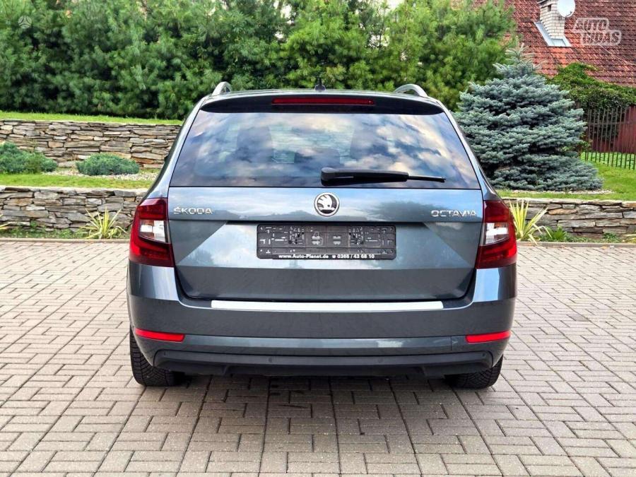 Grey Skoda Octavia 2018 in Vilnius, with an engine capacity of 2.00 L and mileage of 163 thousand km for 11400 €, photo 7 on AUTOMOTO.COM.LV