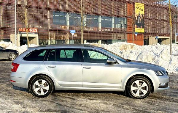 Grey Skoda Octavia 2018 in Klaipeda, with an engine capacity of 1.60 L and mileage of 150 thousand km for 10000 €, photo 2 on AUTOMOTO.COM.LV