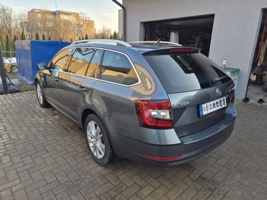 Pelēks Skoda Octavia 2018 Viļņa, ar dzinēja tilpumu 1.60 L un nobraukumu 188 tūkst. km par 12500 €, foto 4 vietnē AUTOMOTO.COM.LV
