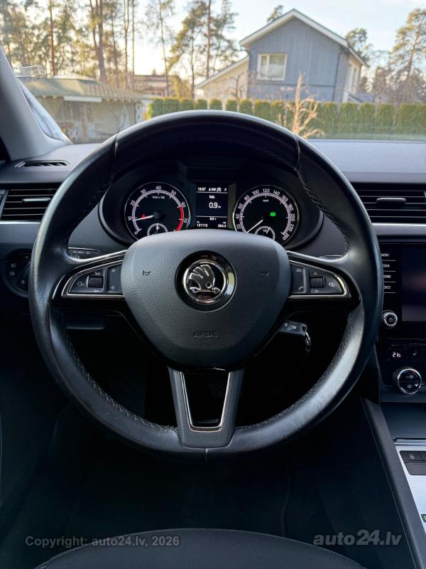 Pelēks Skoda Octavia 2018 Tallina, ar dzinēja tilpumu 1.80 L un nobraukumu 131 tūkst. km par 9990 €, foto 9 vietnē AUTOMOTO.COM.LV