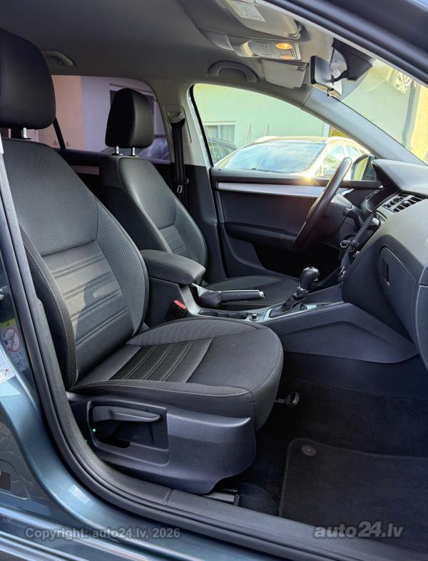 Pelēks Skoda Octavia 2018 Tallina, ar dzinēja tilpumu 1.80 L un nobraukumu 131 tūkst. km par 9990 €, foto 10 vietnē AUTOMOTO.COM.LV