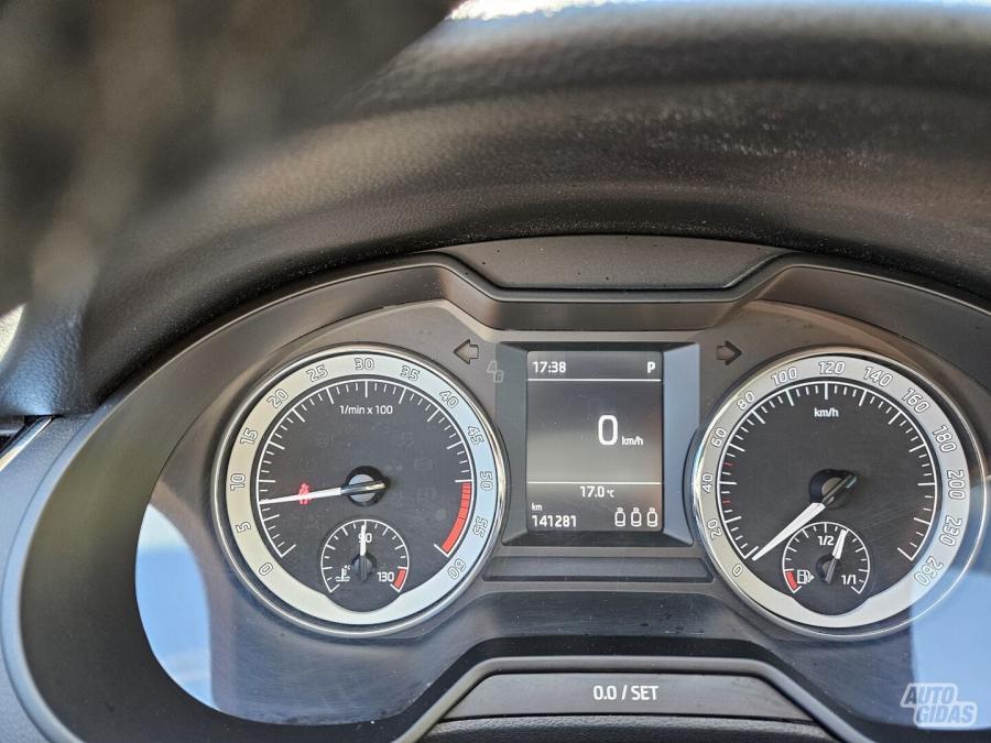 Grey Skoda Octavia 2018 in Gargzdai, with an engine capacity of 1.60 L and mileage of 141 thousand km for 10500 €, photo 6 on AUTOMOTO.COM.LV