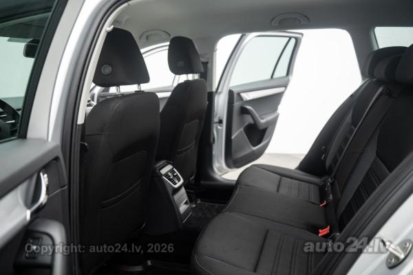 Grey Skoda Octavia 2018 in Tallinn, with an engine capacity of 1.80 L and mileage of 221 thousand km for 7999 €, photo 8 on AUTOMOTO.COM.LV
