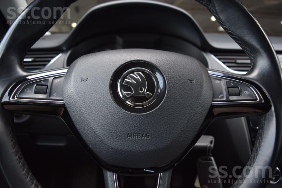 Grey Skoda Octavia 2018 in Riga, with an engine capacity of 1.60 L and mileage of 195 thousand km for 8900 €, photo 9 on AUTOMOTO.COM.LV