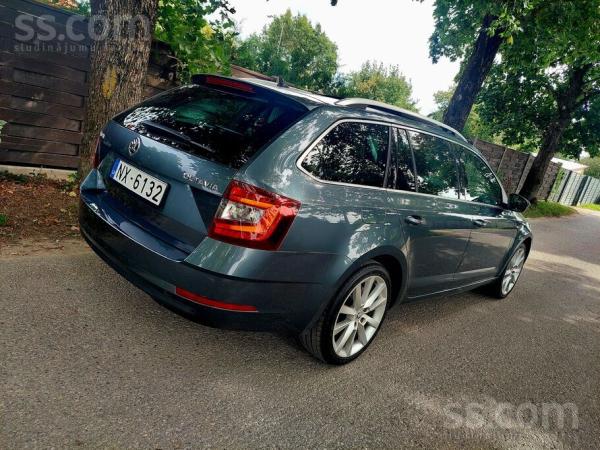 Pelēks Skoda Octavia 2018 Rīga, ar dzinēja tilpumu 2.00 L un nobraukumu 235 tūkst. km par 10990 €, foto 2 vietnē AUTOMOTO.COM.LV