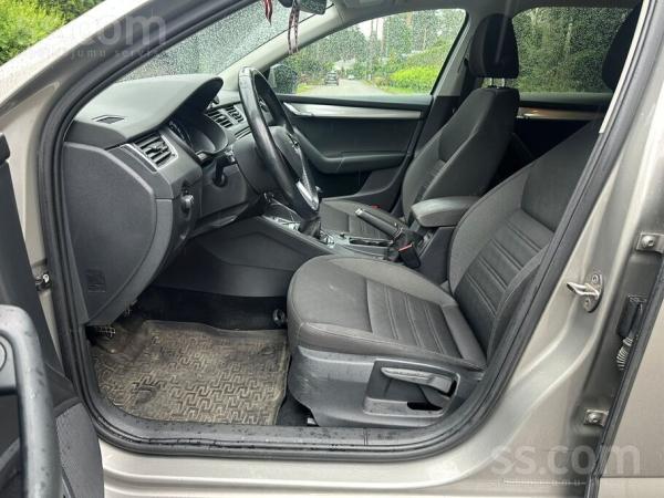 Pelēks Skoda Octavia 2018 Rīga, ar dzinēja tilpumu 1.60 L un nobraukumu 213 tūkst. km par 7950 €, foto 10 vietnē AUTOMOTO.COM.LV