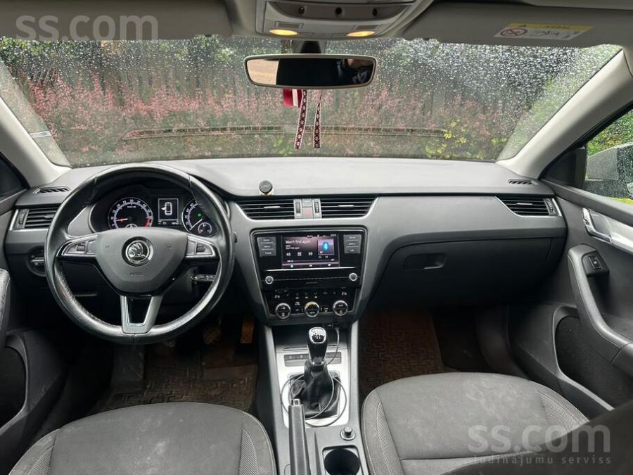 Pelēks Skoda Octavia 2018 Rīga, ar dzinēja tilpumu 1.60 L un nobraukumu 213 tūkst. km par 7950 €, foto 15 vietnē AUTOMOTO.COM.LV