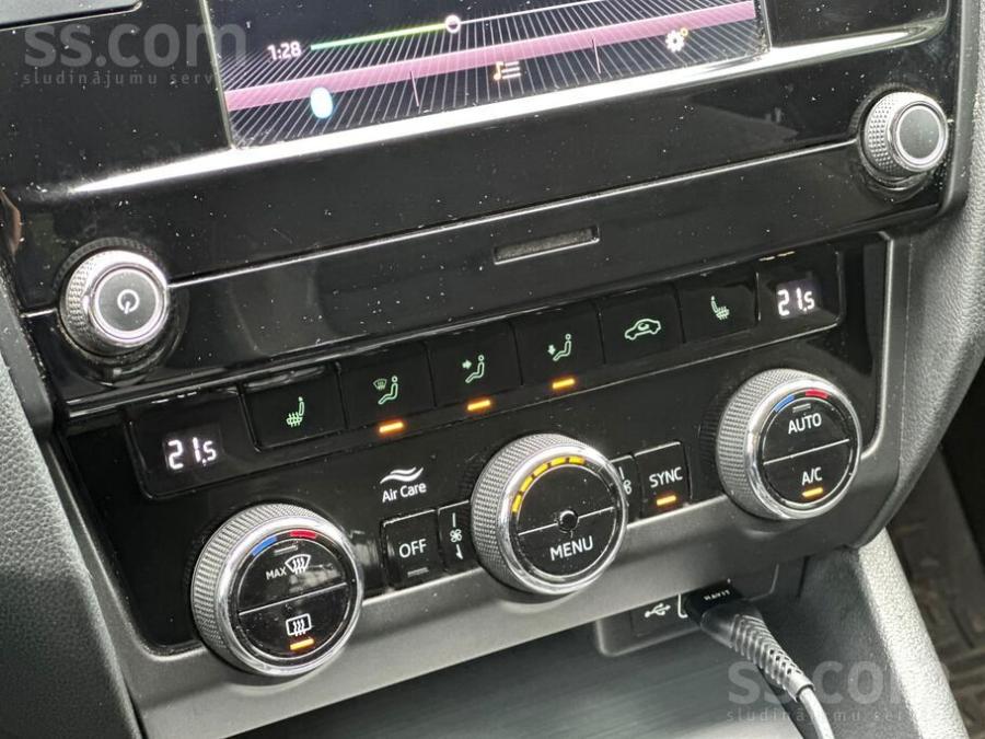 Pelēks Skoda Octavia 2018 Rīga, ar dzinēja tilpumu 1.60 L un nobraukumu 213 tūkst. km par 7950 €, foto 16 vietnē AUTOMOTO.COM.LV