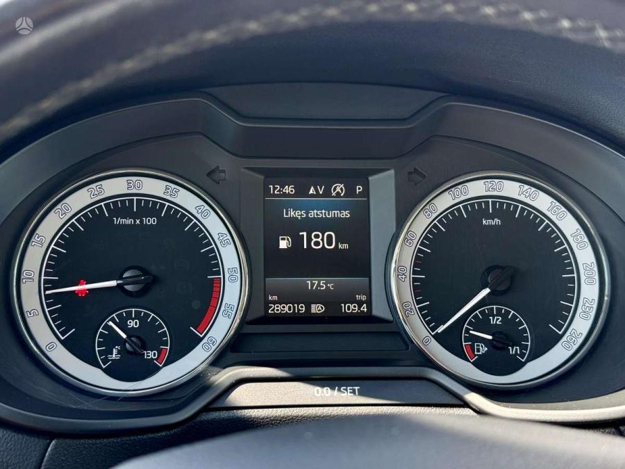 Серый Шкода Октавия 2018 в Вилкавишкис, объемом двигателя 1.97 л и пробегом 289 тыс. км за 8800 €, фото 16 на AUTOMOTO.COM.LV