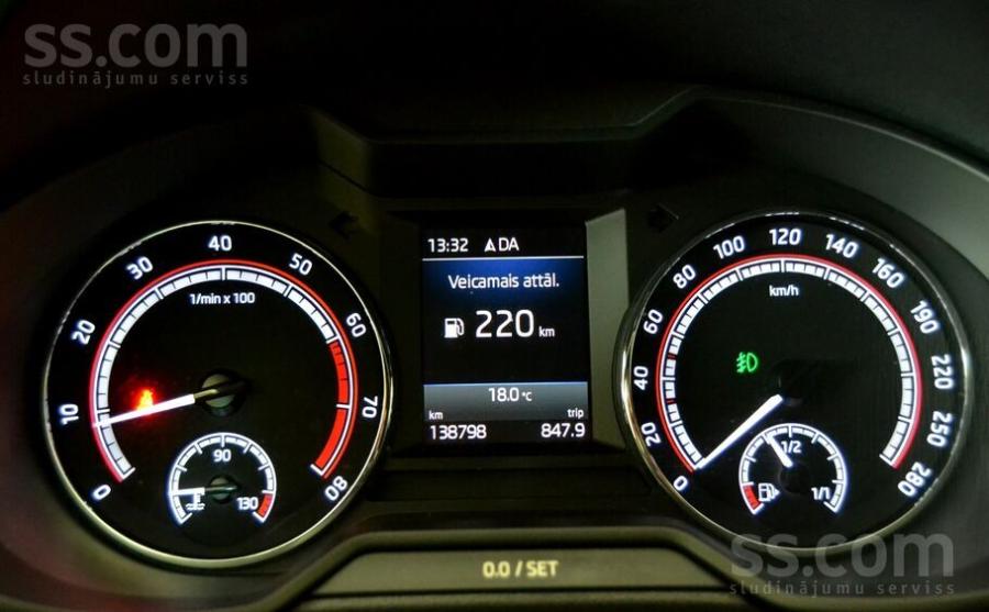 Grey Skoda Octavia 2018 in Tukums, with an engine capacity of 2.00 L and mileage of 139 thousand km for 12500 €, photo 25 on AUTOMOTO.COM.LV