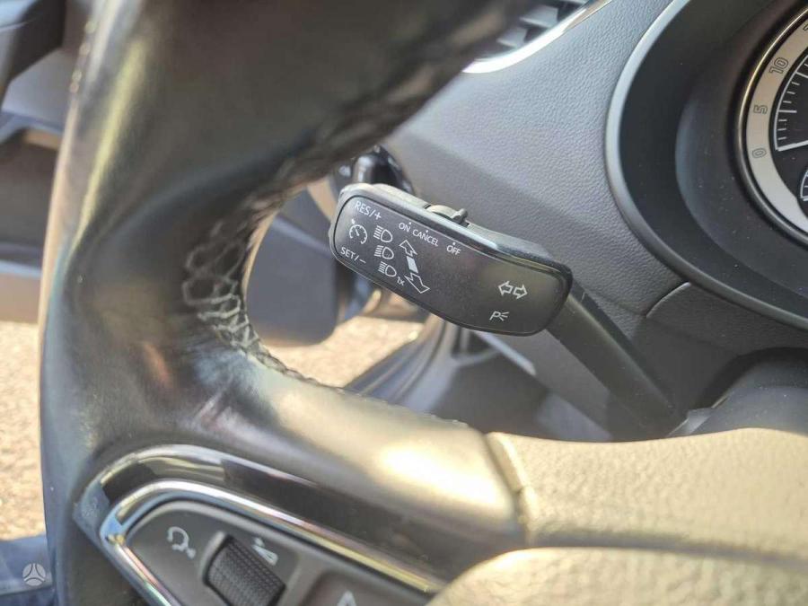 Grey Skoda Octavia 2018 in Vilnius, with an engine capacity of 1.60 L and mileage of 145 thousand km for 12500 €, photo 14 on AUTOMOTO.COM.LV