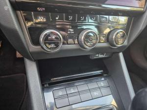 Grey Skoda Octavia 2018 in Vilnius, with an engine capacity of 1.60 L and mileage of 145 thousand km for 12500 €, photo 19 on AUTOMOTO.COM.LV