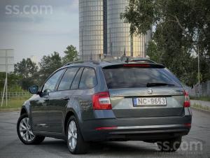 Grey Skoda Octavia 2018 in Riga, with an engine capacity of 1.60 L and mileage of 272 thousand km for 8999 €, photo 4 on AUTOMOTO.COM.LV