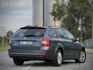 Grey Skoda Octavia 2018 in Riga, with an engine capacity of 1.60 L and mileage of 272 thousand km for 8999 €, photo 5 on AUTOMOTO.COM.LV