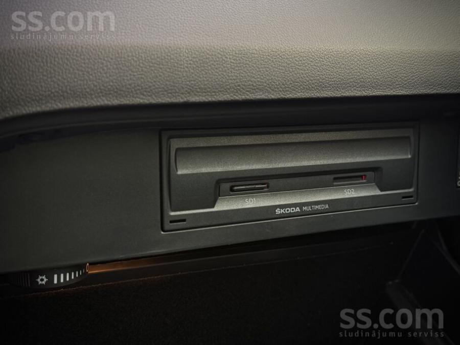 Grey Skoda Octavia 2018 in Riga, with an engine capacity of 1.60 L and mileage of 272 thousand km for 8999 €, photo 21 on AUTOMOTO.COM.LV