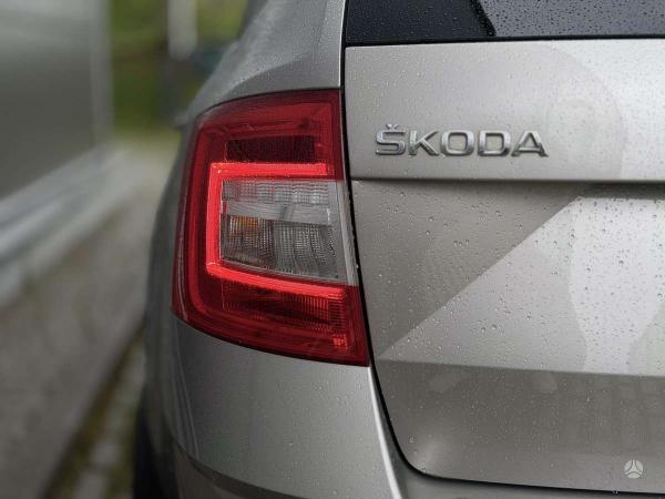 Pelēks Skoda Octavia 2018 Viļņa, ar dzinēja tilpumu 1.60 L un nobraukumu 251 tūkst. km par 6200 €, foto 6 vietnē AUTOMOTO.COM.LV