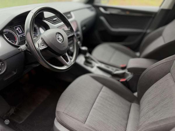 Pelēks Skoda Octavia 2018 Viļņa, ar dzinēja tilpumu 1.60 L un nobraukumu 251 tūkst. km par 6200 €, foto 7 vietnē AUTOMOTO.COM.LV