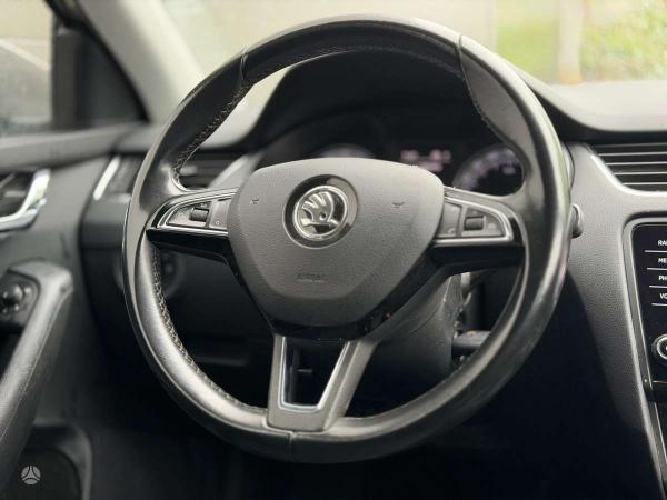 Pelēks Skoda Octavia 2018 Viļņa, ar dzinēja tilpumu 1.60 L un nobraukumu 251 tūkst. km par 6200 €, foto 10 vietnē AUTOMOTO.COM.LV