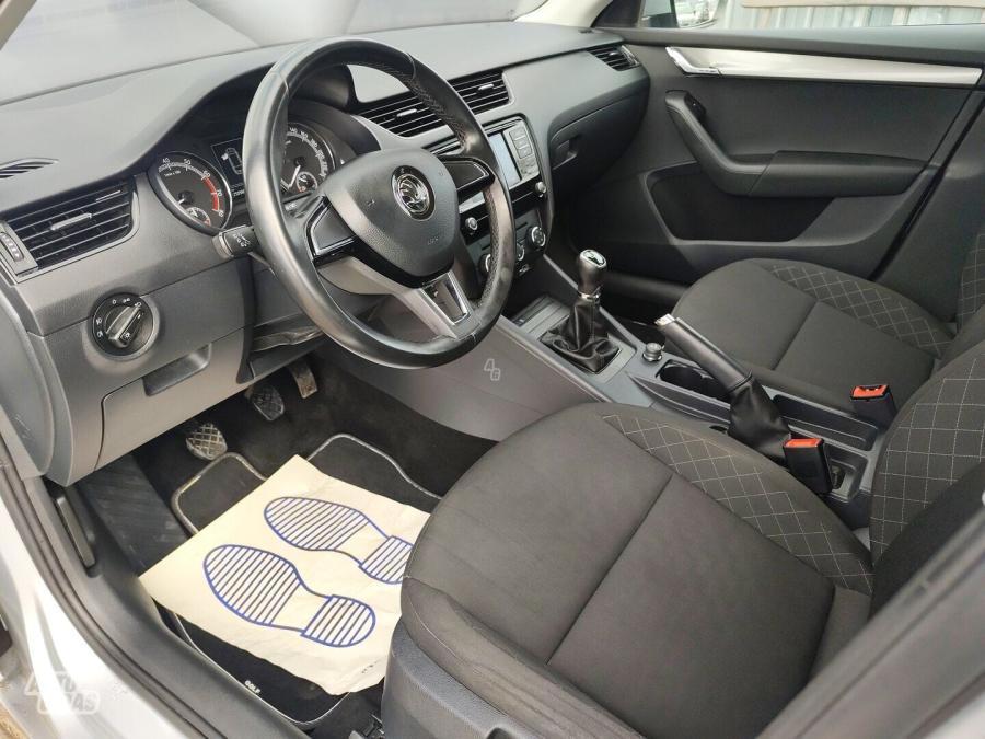 Pelēks Skoda Octavia 2018 Ramučiai, ar dzinēja tilpumu 1.40 L un nobraukumu 251 tūkst. km par 7650 €, foto 16 vietnē AUTOMOTO.COM.LV