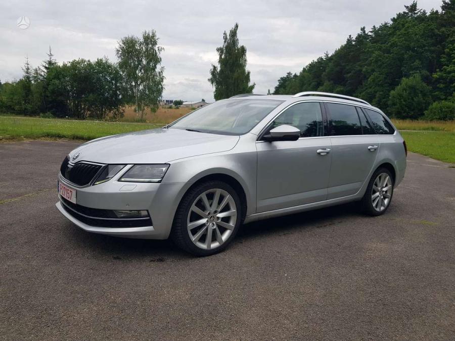 Pelēks Skoda Octavia 2018 Viļņa, ar dzinēja tilpumu 1.00 L un nobraukumu 219 tūkst. km par 8200 €, foto 4 vietnē AUTOMOTO.COM.LV
