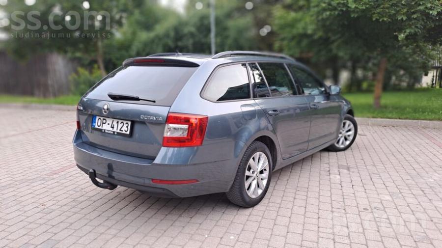 Grey Skoda Octavia 2018 in Tukums, with an engine capacity of 1.60 L and mileage of 281 thousand km for 8200 €, photo 5 on AUTOMOTO.COM.LV