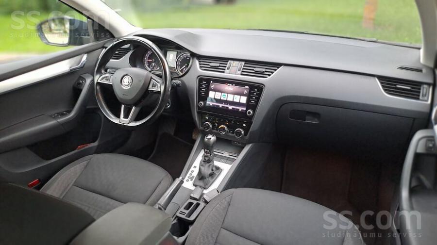 Grey Skoda Octavia 2018 in Tukums, with an engine capacity of 1.60 L and mileage of 281 thousand km for 8200 €, photo 12 on AUTOMOTO.COM.LV