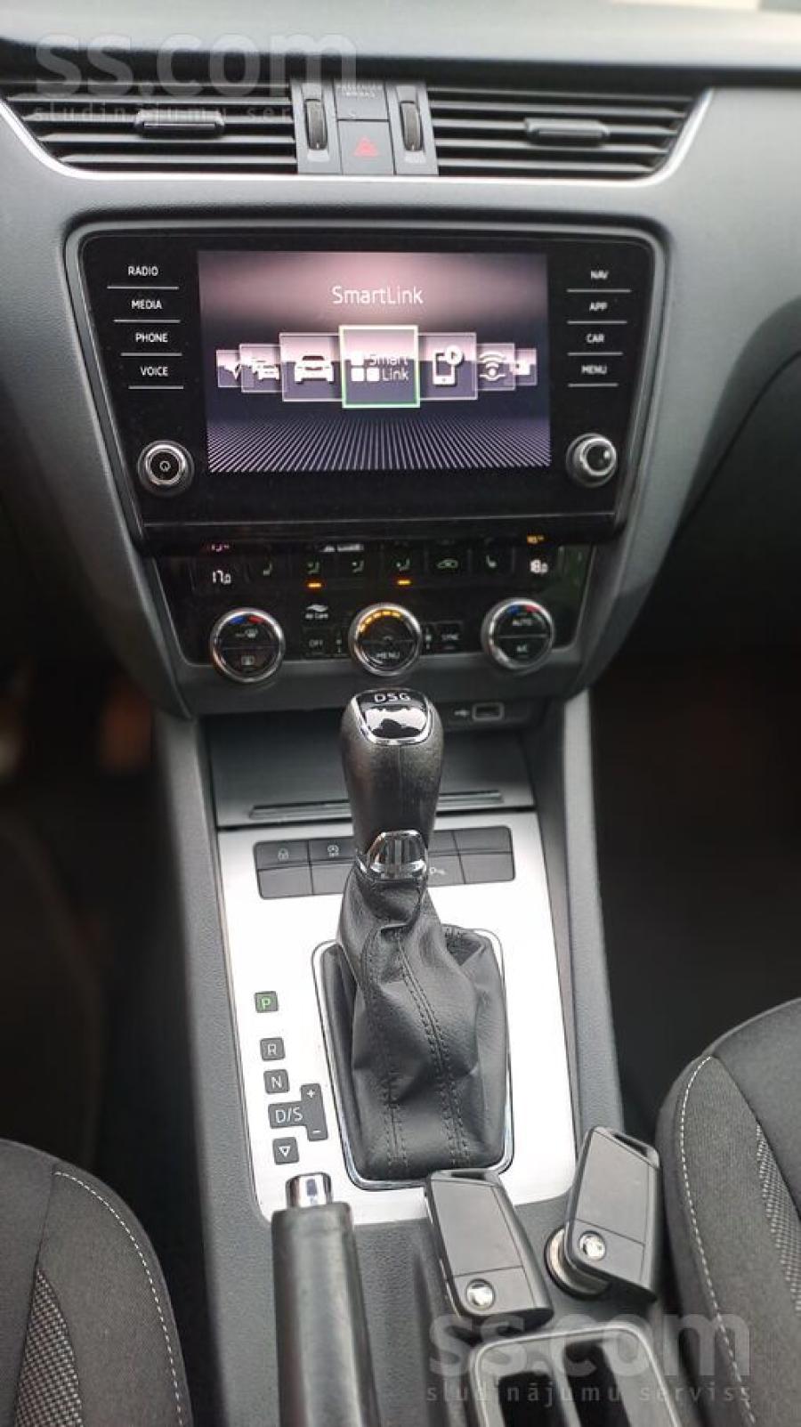 Grey Skoda Octavia 2018 in Tukums, with an engine capacity of 1.60 L and mileage of 281 thousand km for 8200 €, photo 13 on AUTOMOTO.COM.LV
