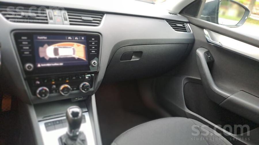 Grey Skoda Octavia 2018 in Tukums, with an engine capacity of 1.60 L and mileage of 281 thousand km for 8200 €, photo 14 on AUTOMOTO.COM.LV