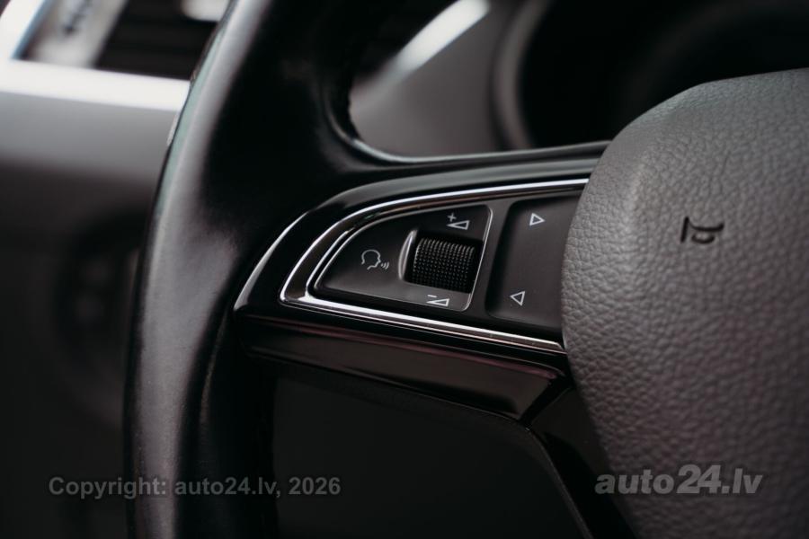Grey Skoda Octavia 2018 in Tallinn, with an engine capacity of 1.60 L and mileage of 219 thousand km for 8390 €, photo 14 on AUTOMOTO.COM.LV