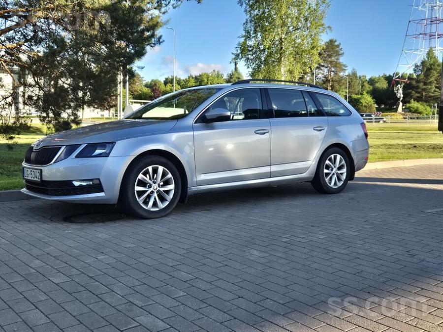 Grey Skoda Octavia 2018 in Riga, with an engine capacity of 1.60 L and mileage of 289 thousand km for 8300 €, photo 1 on AUTOMOTO.COM.LV