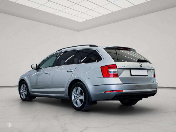 Grey Skoda Octavia 2018 in Kaunas, with an engine capacity of 1.60 L and mileage of 305 thousand km for 7790 €, photo 4 on AUTOMOTO.COM.LV
