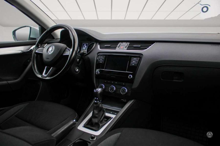 Pelēks Skoda Octavia 2018 Kauņa, ar dzinēja tilpumu 1.60 L un nobraukumu 305 tūkst. km par 7790 €, foto 15 vietnē AUTOMOTO.COM.LV