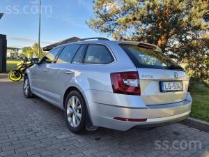 Pelēks Skoda Octavia 2018 Rīga, ar dzinēja tilpumu 1.60 L un nobraukumu 289 tūkst. km par 7900 €, foto 5 vietnē AUTOMOTO.COM.LV