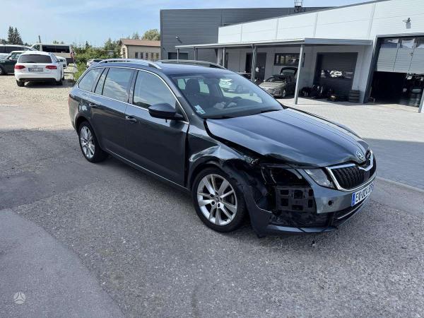 Grey Skoda Octavia 2018 in Telschi, with an engine capacity of 1.50 L and mileage of 154 thousand km for 4999 €, photo 7 on AUTOMOTO.COM.LV