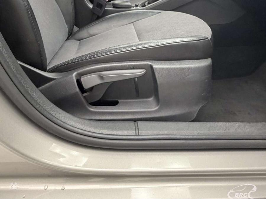 Grey Skoda Octavia 2018 in Vilnius, with an engine capacity of 1.80 L and mileage of 237 thousand km for 8200 €, photo 8 on AUTOMOTO.COM.LV