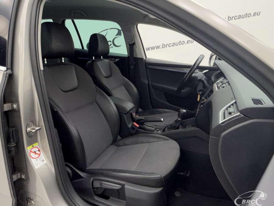 Grey Skoda Octavia 2018 in Vilnius, with an engine capacity of 1.80 L and mileage of 237 thousand km for 8200 €, photo 9 on AUTOMOTO.COM.LV