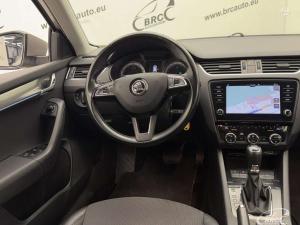 Grey Skoda Octavia 2018 in Vilnius, with an engine capacity of 1.80 L and mileage of 237 thousand km for 8200 €, photo 15 on AUTOMOTO.COM.LV