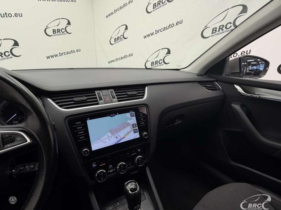 Grey Skoda Octavia 2018 in Vilnius, with an engine capacity of 1.80 L and mileage of 237 thousand km for 8200 €, photo 28 on AUTOMOTO.COM.LV