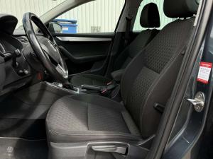 Grey Skoda Octavia 2018 in Rokiskis, with an engine capacity of 1.97 L and mileage of 247 thousand km for 9700 €, photo 16 on AUTOMOTO.COM.LV