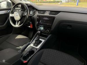 Grey Skoda Octavia 2018 in Rokiskis, with an engine capacity of 1.97 L and mileage of 247 thousand km for 9700 €, photo 22 on AUTOMOTO.COM.LV