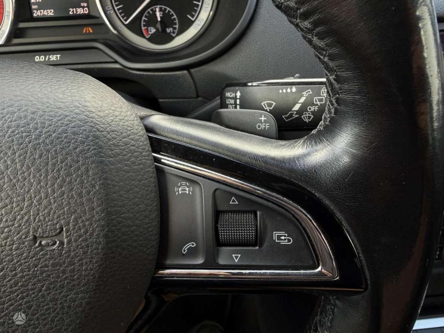 Grey Skoda Octavia 2018 in Rokiskis, with an engine capacity of 1.97 L and mileage of 247 thousand km for 9700 €, photo 29 on AUTOMOTO.COM.LV