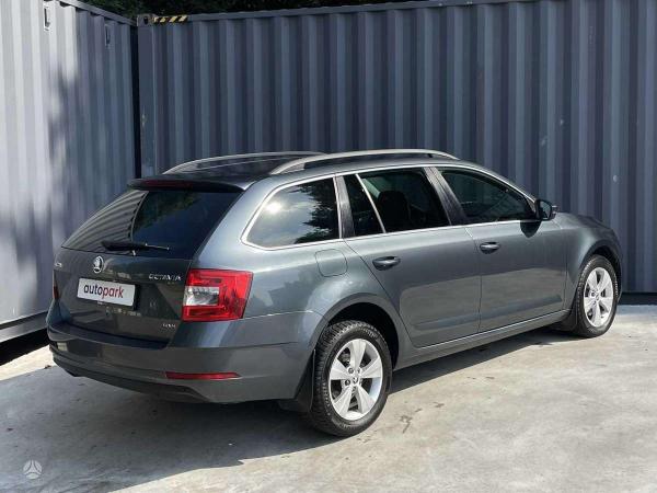 Grey Skoda Octavia 2018 in Vilnius, with an engine capacity of 1.60 L and mileage of 151 thousand km for 12500 €, photo 3 on AUTOMOTO.COM.LV