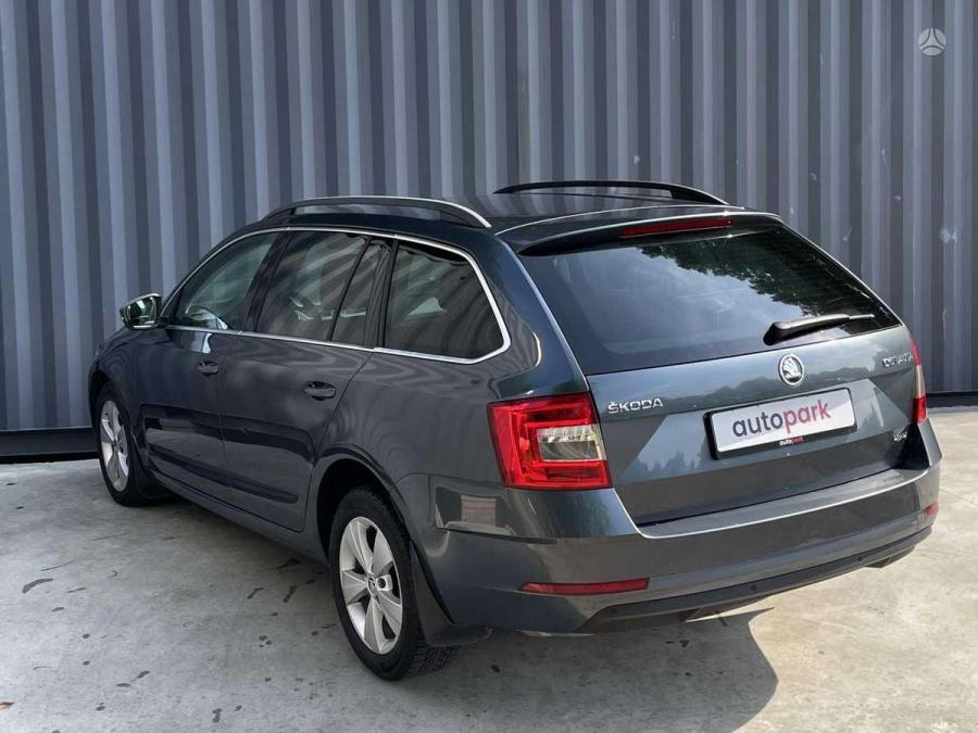 Pelēks Skoda Octavia 2018 Viļņa, ar dzinēja tilpumu 1.60 L un nobraukumu 151 tūkst. km par 12500 €, foto 5 vietnē AUTOMOTO.COM.LV
