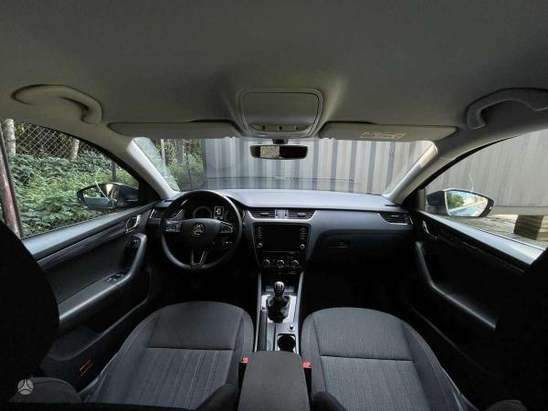 Grey Skoda Octavia 2018 in Vilnius, with an engine capacity of 1.60 L and mileage of 151 thousand km for 12500 €, photo 7 on AUTOMOTO.COM.LV