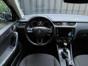 Pelēks Skoda Octavia 2018 Viļņa, ar dzinēja tilpumu 1.60 L un nobraukumu 151 tūkst. km par 12500 €, foto 12 vietnē AUTOMOTO.COM.LV