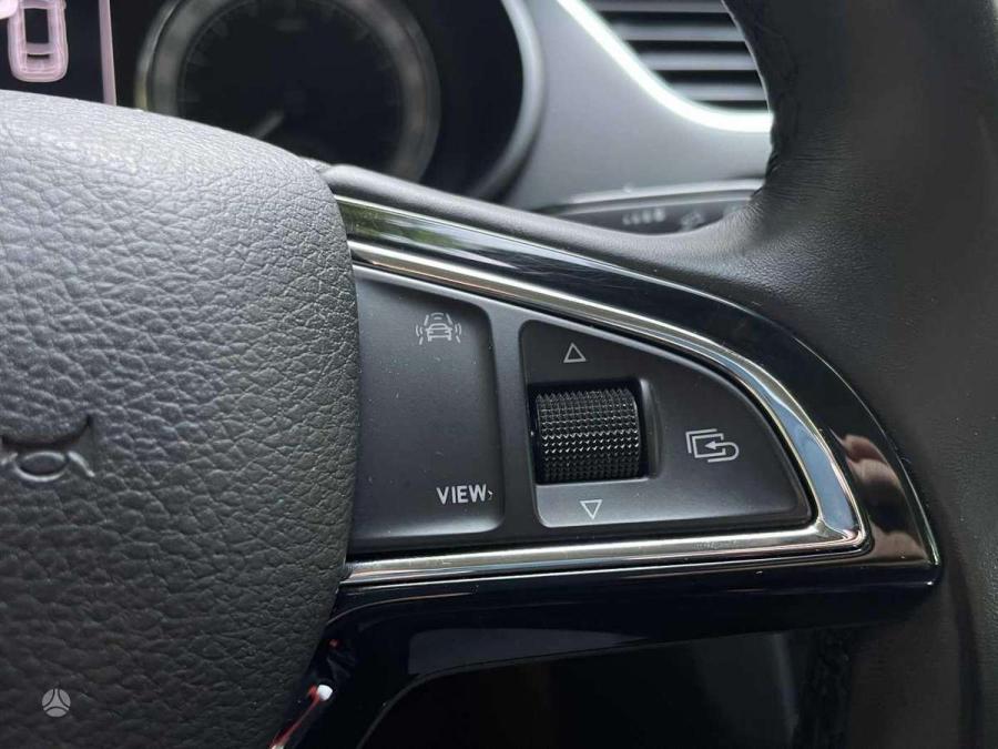 Pelēks Skoda Octavia 2018 Viļņa, ar dzinēja tilpumu 1.60 L un nobraukumu 151 tūkst. km par 12500 €, foto 14 vietnē AUTOMOTO.COM.LV