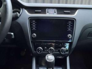 Pelēks Skoda Octavia 2018 Viļņa, ar dzinēja tilpumu 1.60 L un nobraukumu 151 tūkst. km par 12500 €, foto 15 vietnē AUTOMOTO.COM.LV