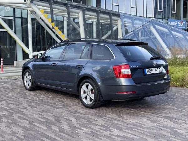 Grey Skoda Octavia 2018 in Vilnius, with an engine capacity of 1.98 L and mileage of 79 thousand km for 16100 €, photo 4 on AUTOMOTO.COM.LV